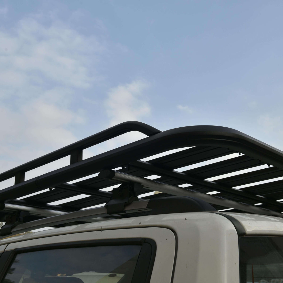 Tradesmen Rack: Optimize Your Work Vehicle Efficiency – UniUte