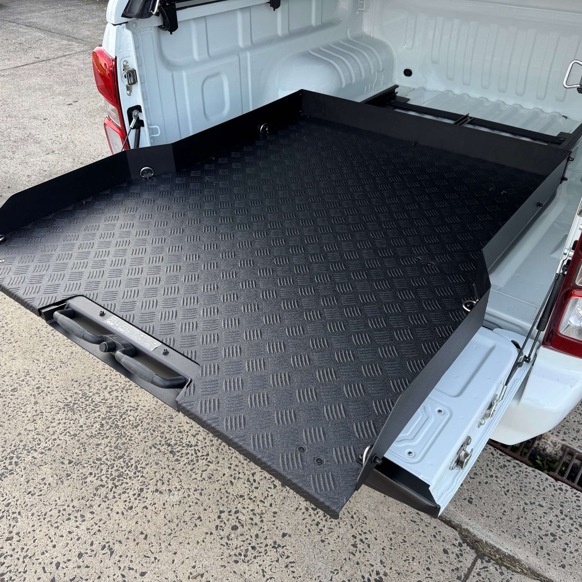 Ute Slide Trays & Slide Out Trays for Utes | UniUte Australia