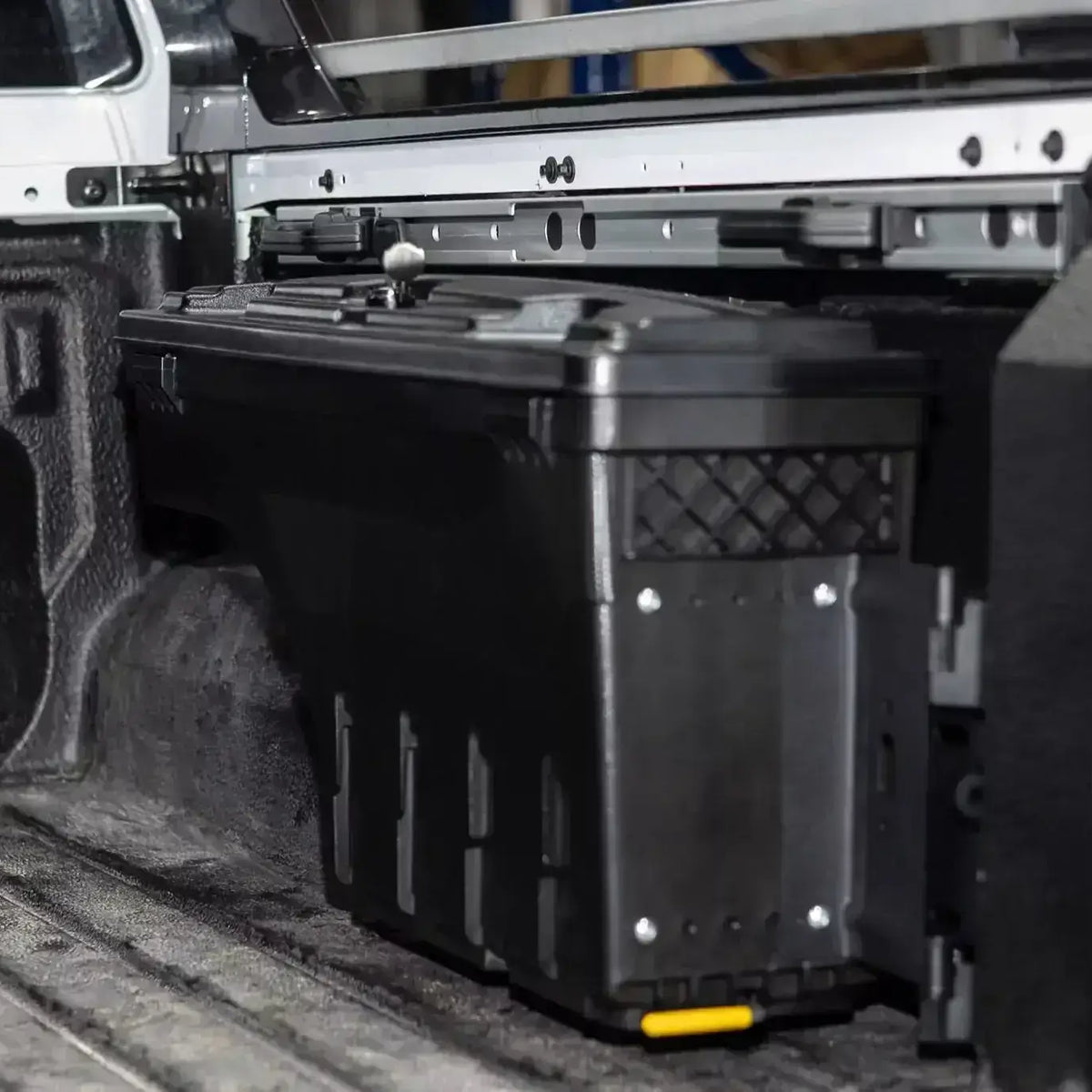 Nissan Navara Tool Box - Smart Ute Storage – UniUte